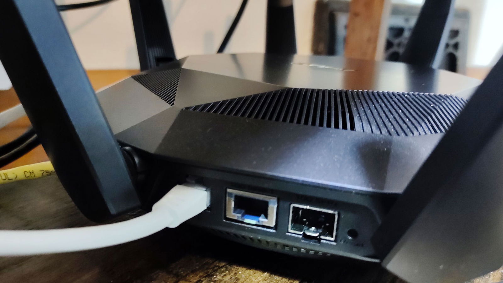 ASUS RT-AX89X AX6000 Dual-Band Wi-Fi 6 Router Review