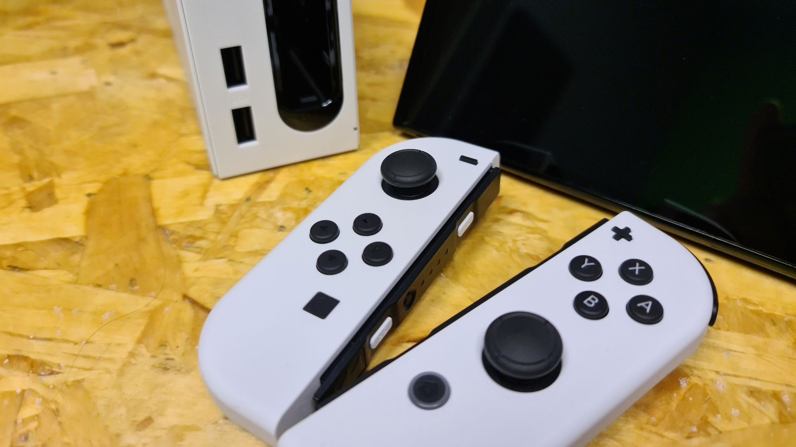 Nintendo Switch OLED Review - CGMagazine