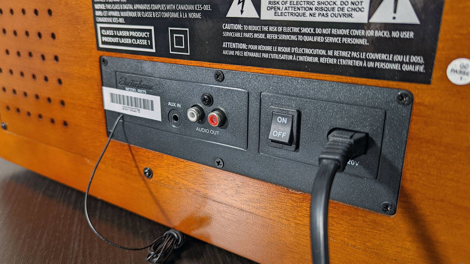 Electrohome Kingston 7-in-1 Record Player Review - CGMagazine