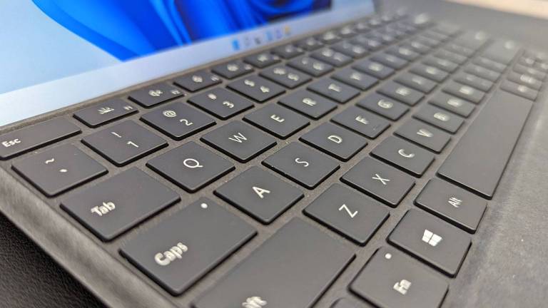 Windows Surface Pro 8 Review - CGMagazine