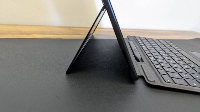 Windows Surface Pro 8 Review - CGMagazine