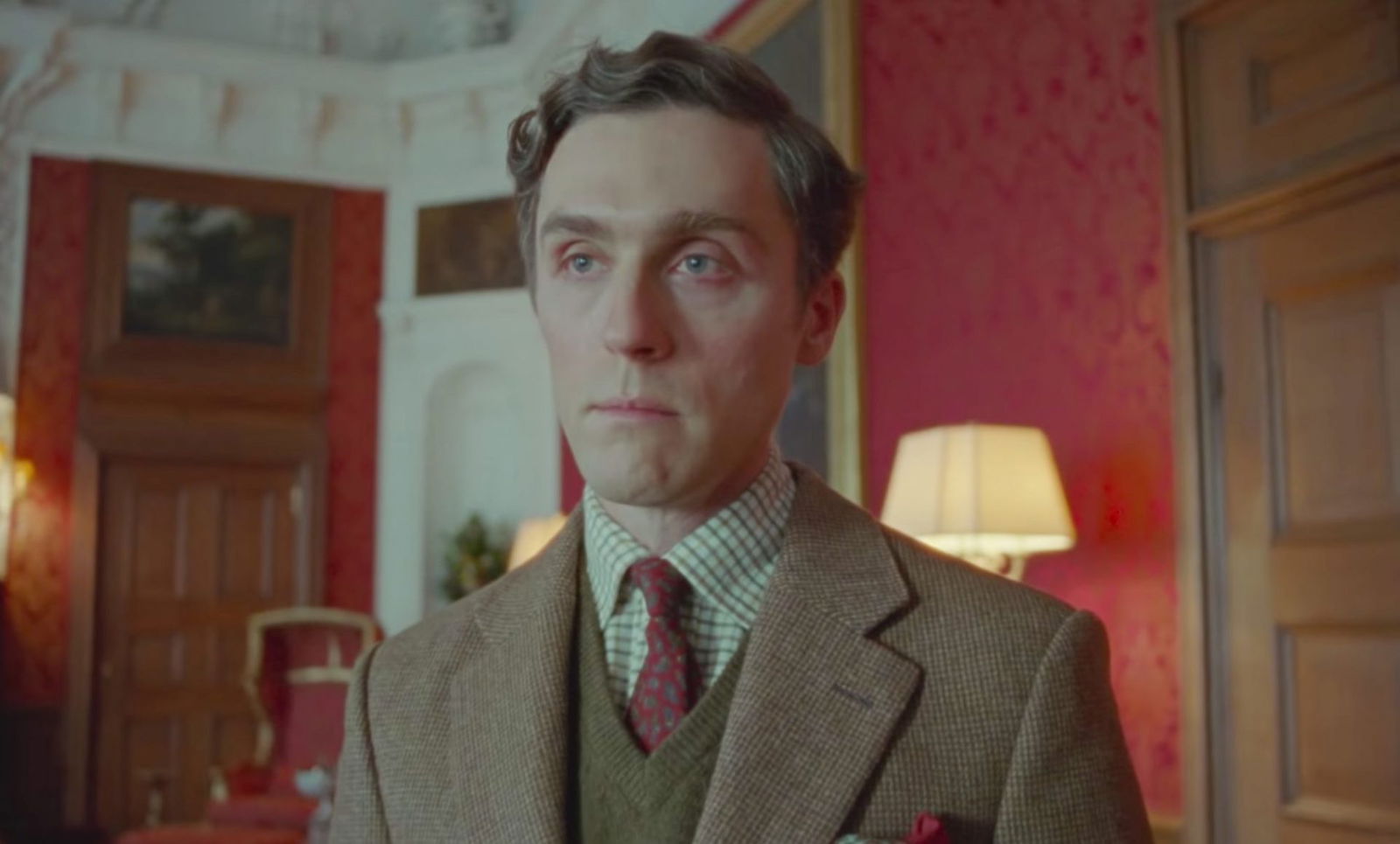 Spencer (2021) Review - CGMagazine