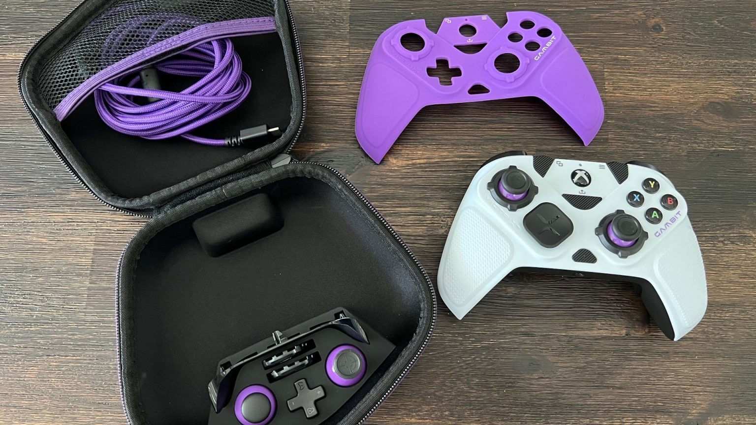 Victrix Gambit Dual Core Tournament Controller Review - CGMagazine