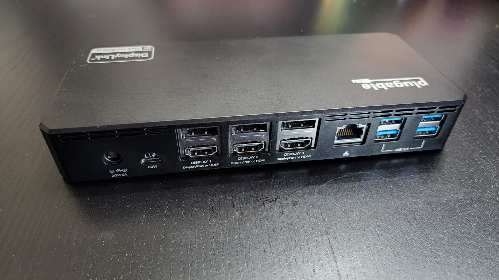 Plugable Triple 4K Horizontal Docking Station Review - CGMagazine