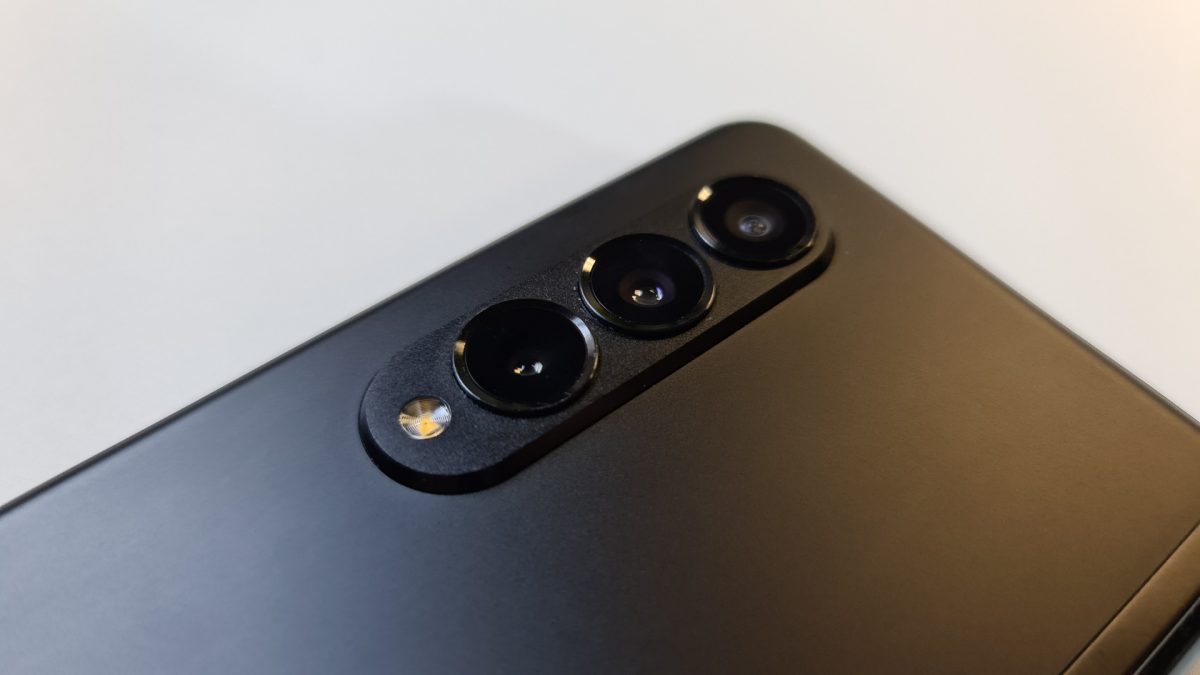 Samsung Galaxy Z Fold3 5G Review - CGMagazine