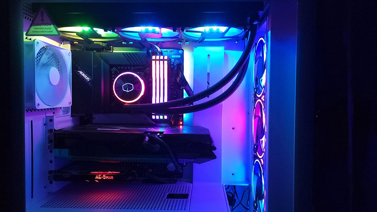 NZXT H7 Flow (White) Review - CGMagazine