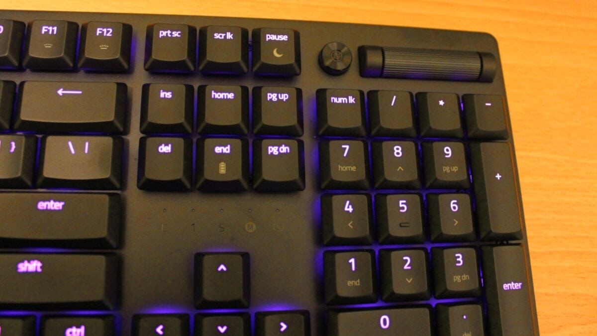 Razer DeathStalker V2 Pro Keyboard Review - CGMagazine