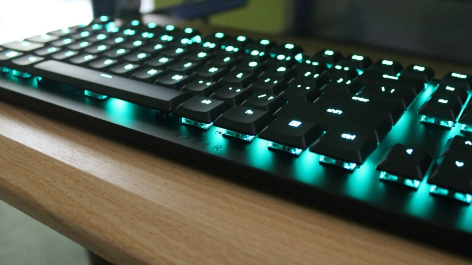 Razer DeathStalker V2 Pro Keyboard Review - CGMagazine