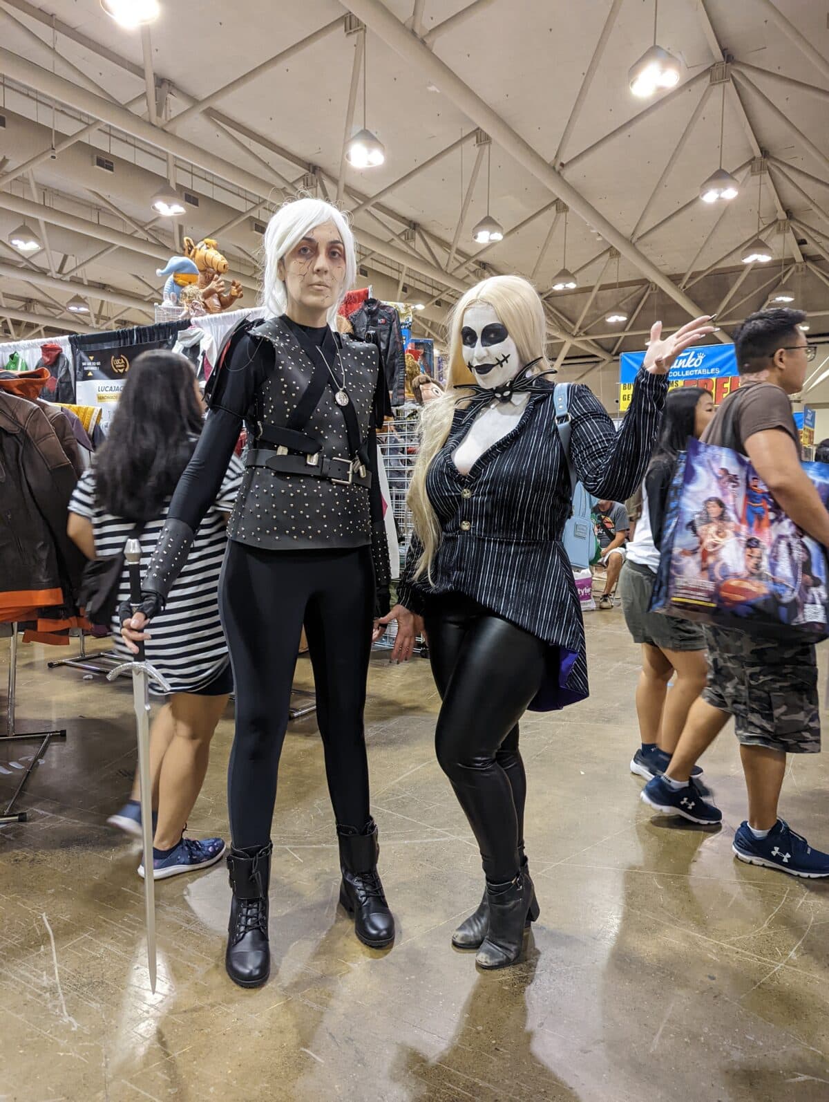 Experience FAN EXPO 2022: Cosplay and More!