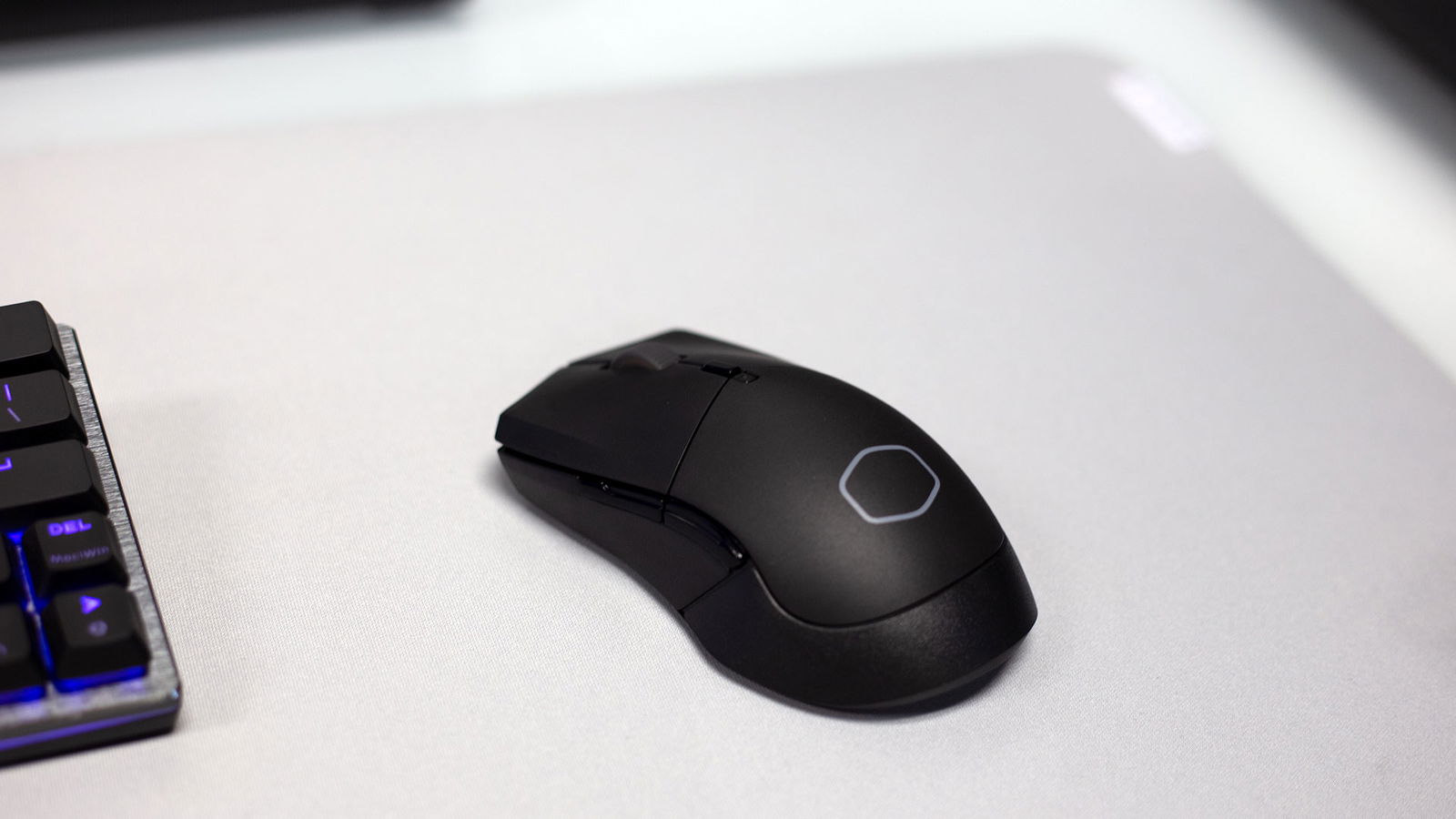 Cooler Master MM311 Wireless Gaming Mouse Review - CGMagazine