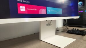 Samsung M8 Smart Monitor Review - CGMagazine