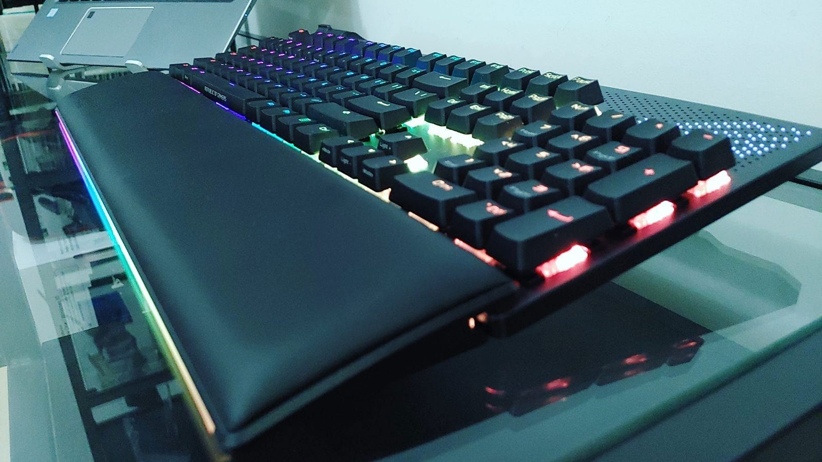 ASUS ROG Strix Flare II Animate Keyboard Review - CGMagazine
