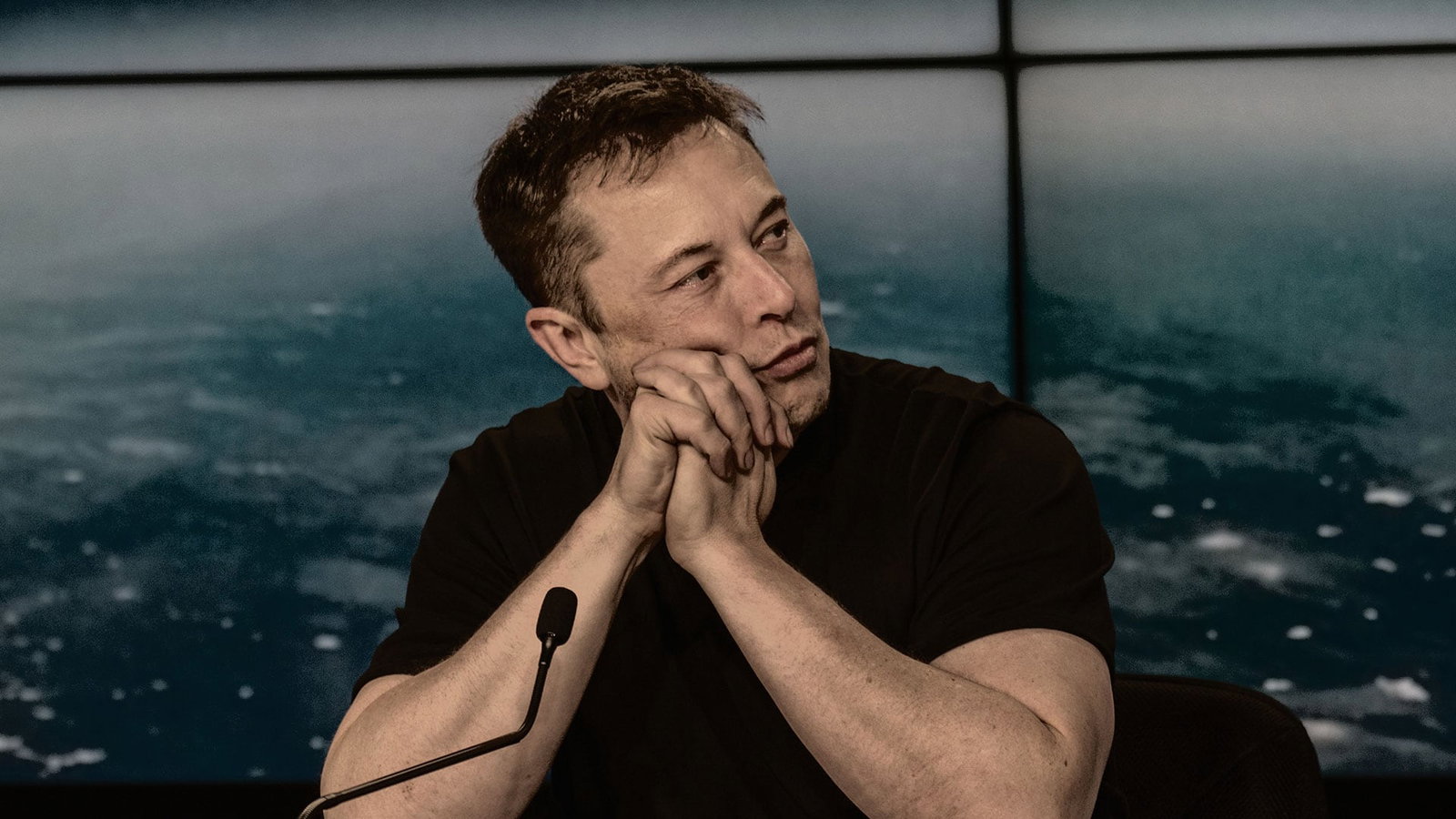Elon Musk buys Twitter, dismisses top executives.