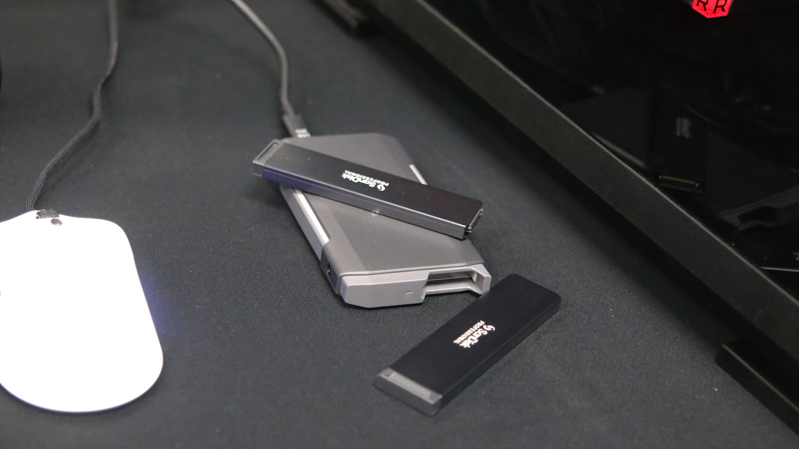 SanDisk PRO-BLADE Review - CGMagazine