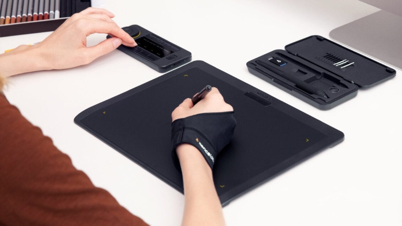 Upgrade Your Art with Xencelabs Medium Bundle