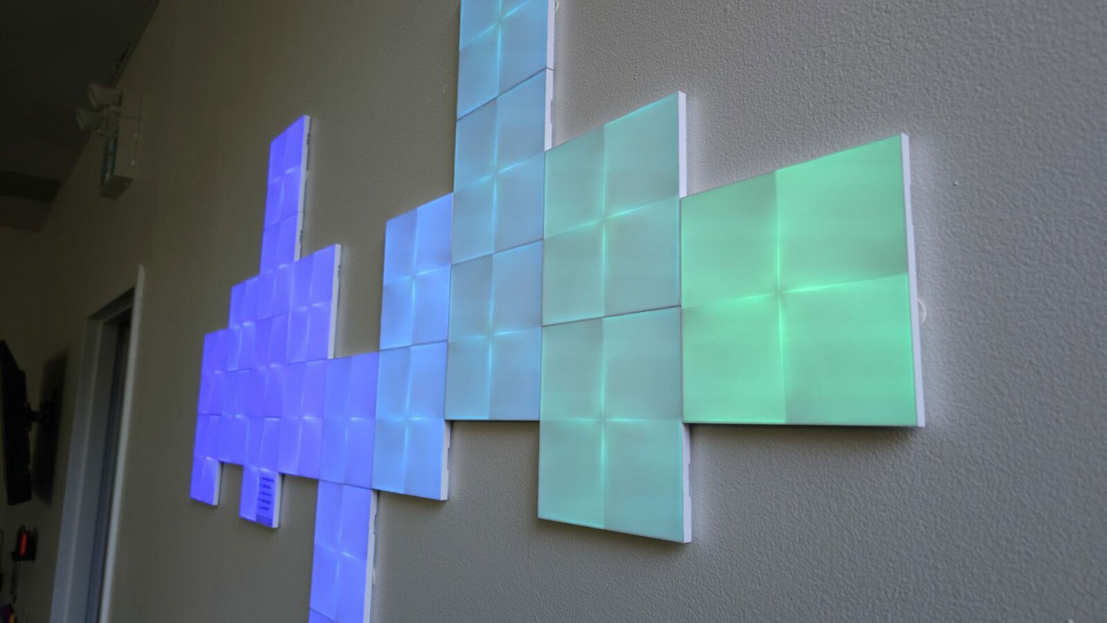 Samsung Galaxy S23 Ultra Smartphone Review - CGMagazine