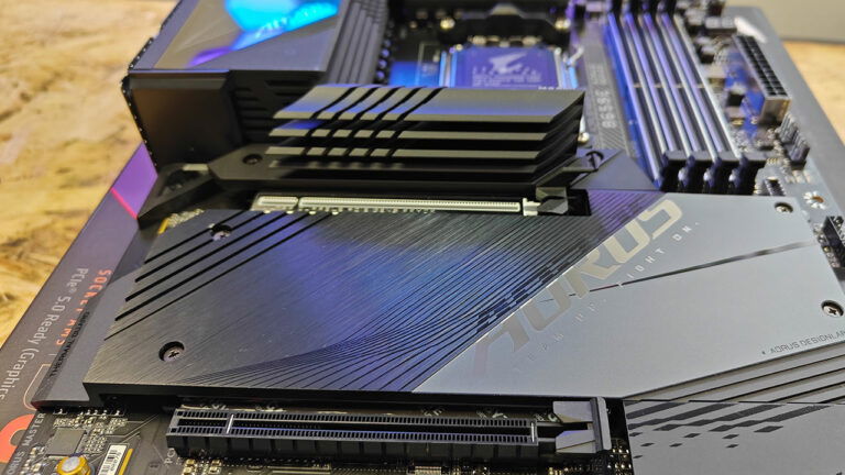 GIGABYTE B650E AORUS Master Motherboard Review - CGMagazine