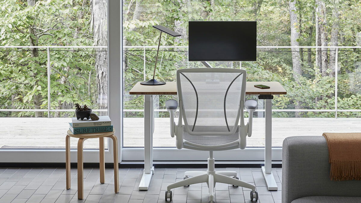Humanscale eFloat Go Desk Review - CGMagazine