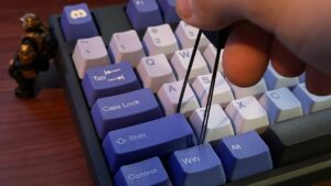 Kono Discord TKL Mechanical Keyboard Review - CGMagazine