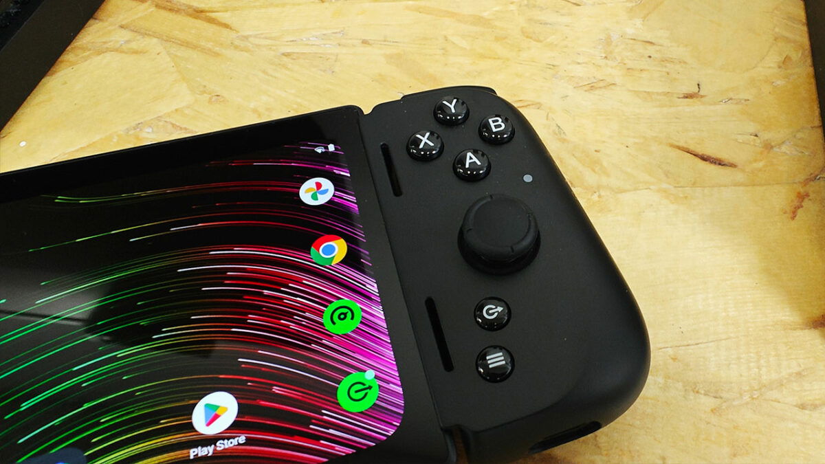 Razer Edge Handheld Review - CGMagazine