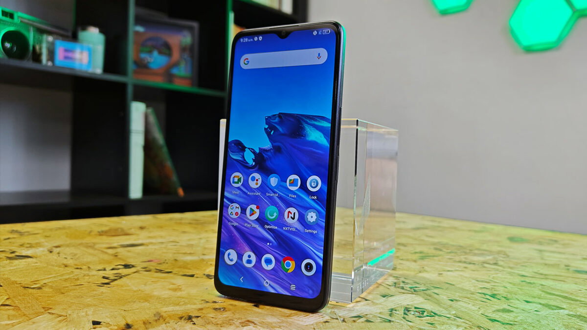TCL 40 XE 5G Smartphone Review - CGMagazine