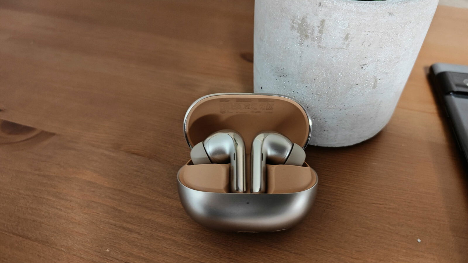 Xiaomi Buds 4 Pro Earbuds Review - CGMagazine