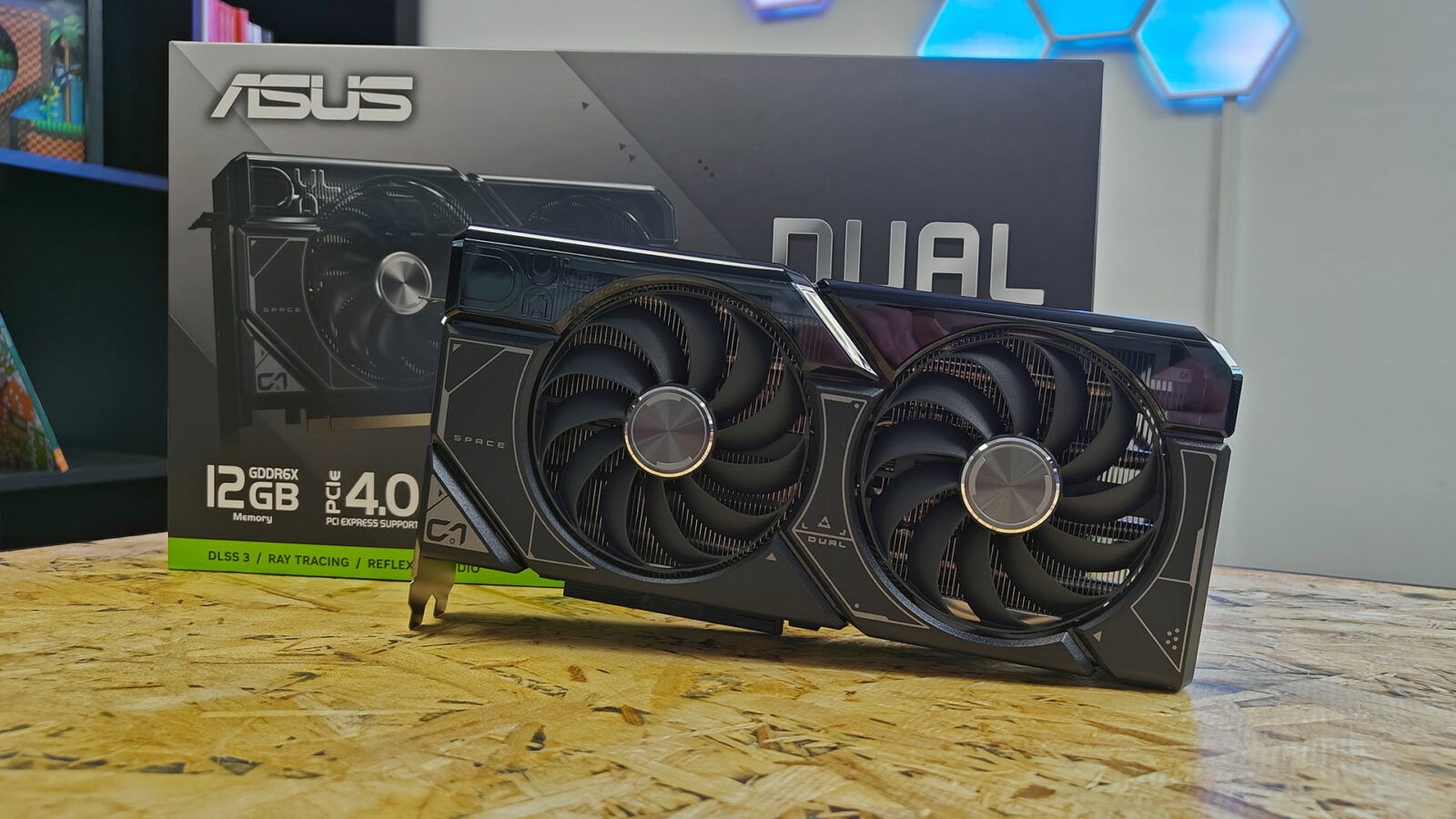 ASUS GeForce RTX 4070 Dual GPU Review