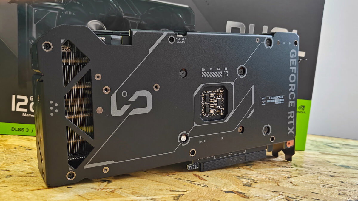 ASUS GeForce RTX 4070 Dual GPU Review