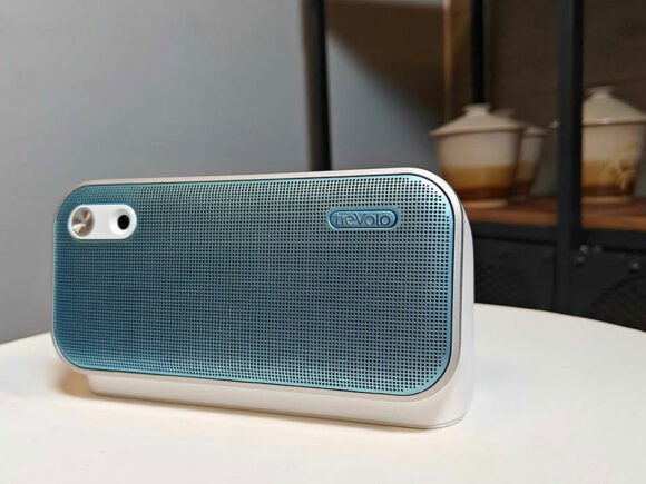 HUAWEI's Toronto Store: First of Many Expansions.