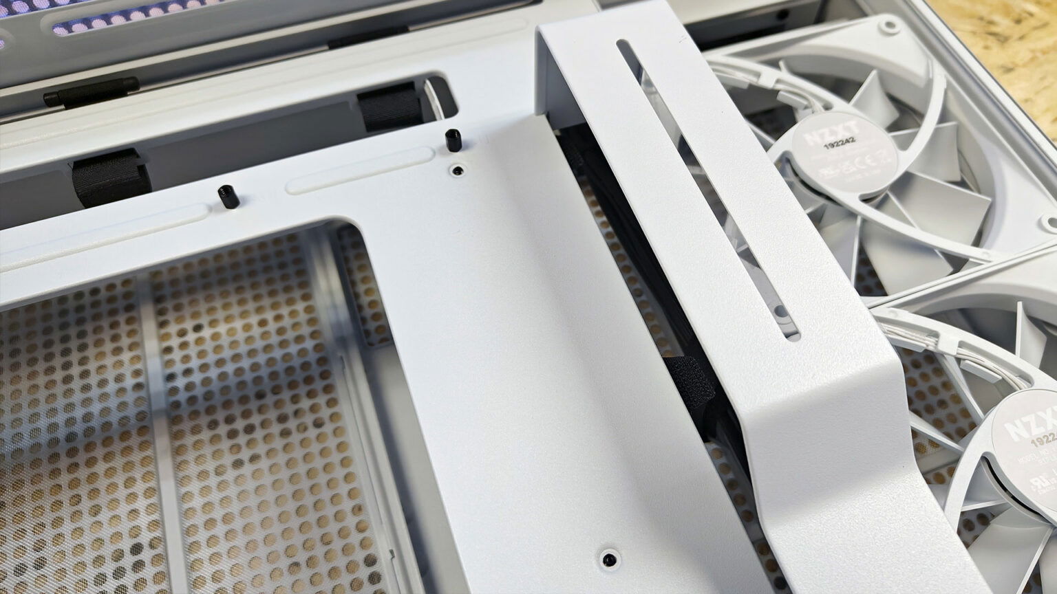 NZXT H9 Flow PC Case Review - CGMagazine