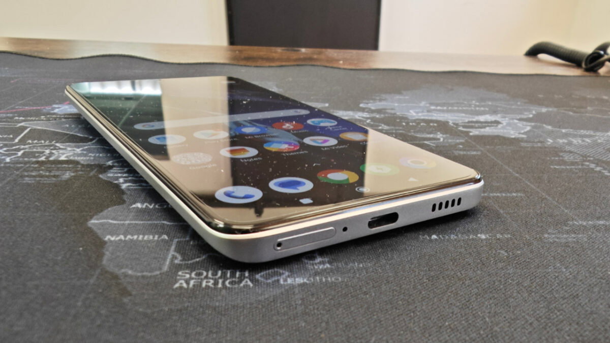 Poco F5 Pro Smartphone Review - CGMagazine