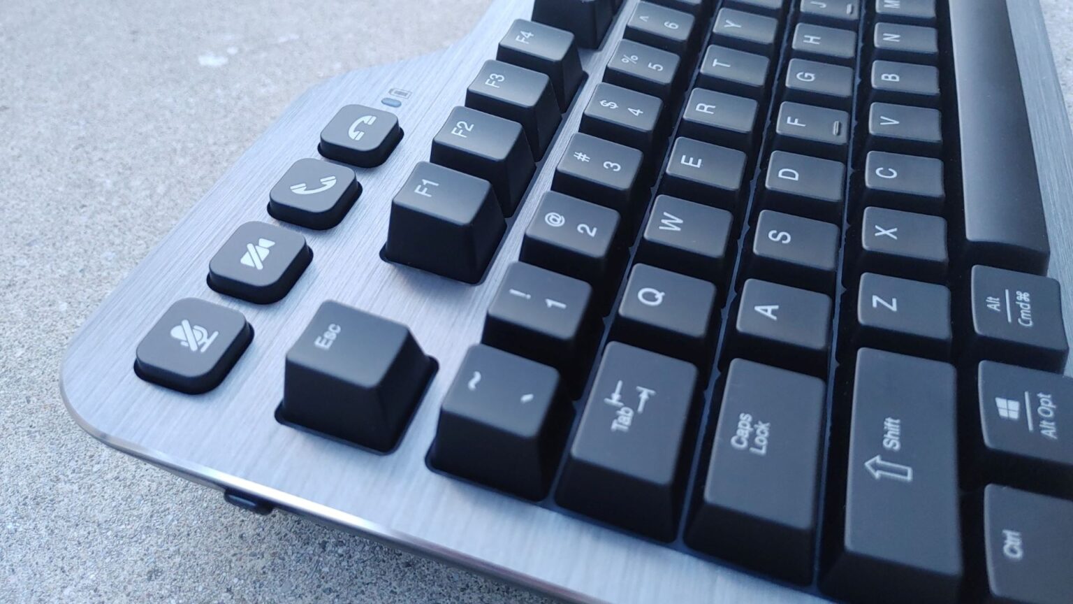 Kensington MK7500F QuietType Mechanical Keyboard Review - CGMagazine