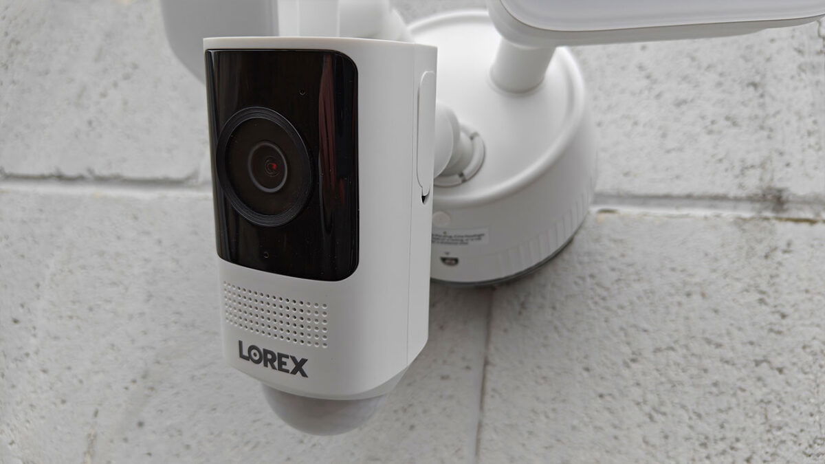 Lorex 2K Wired Floodlight Security Camera Review - CGMagazine