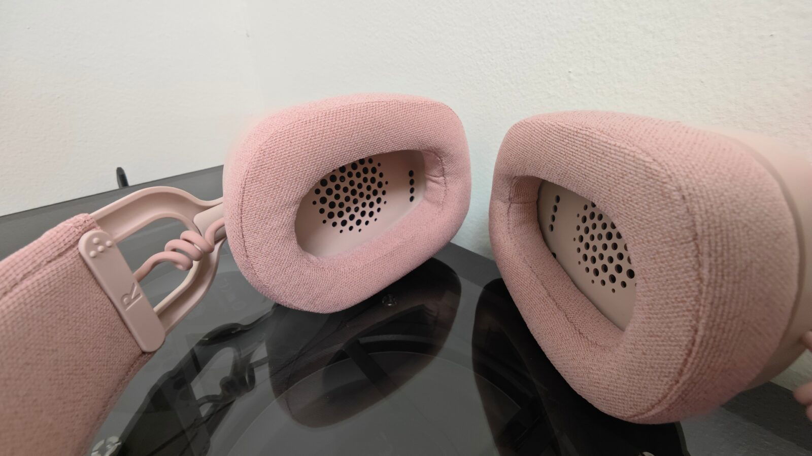 Logitech Zone Vibe 100 Wireless Headset Review - CGMagazine