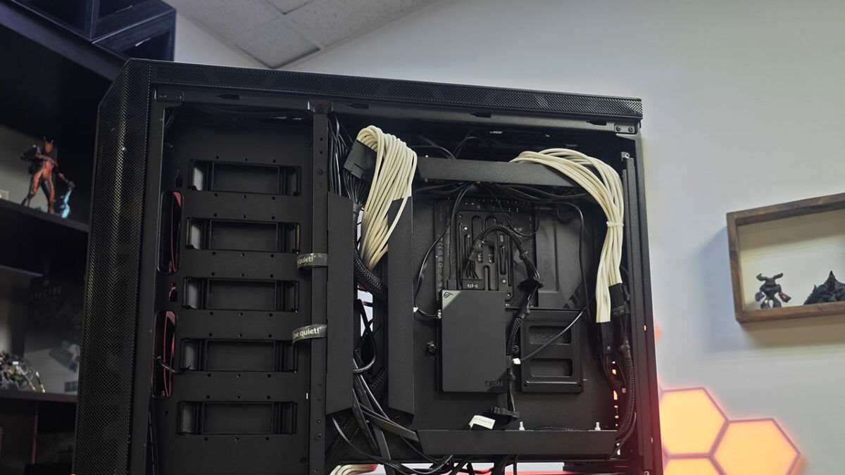 be quiet! Dark Base Pro 901 PC Case Review - CGMagazine