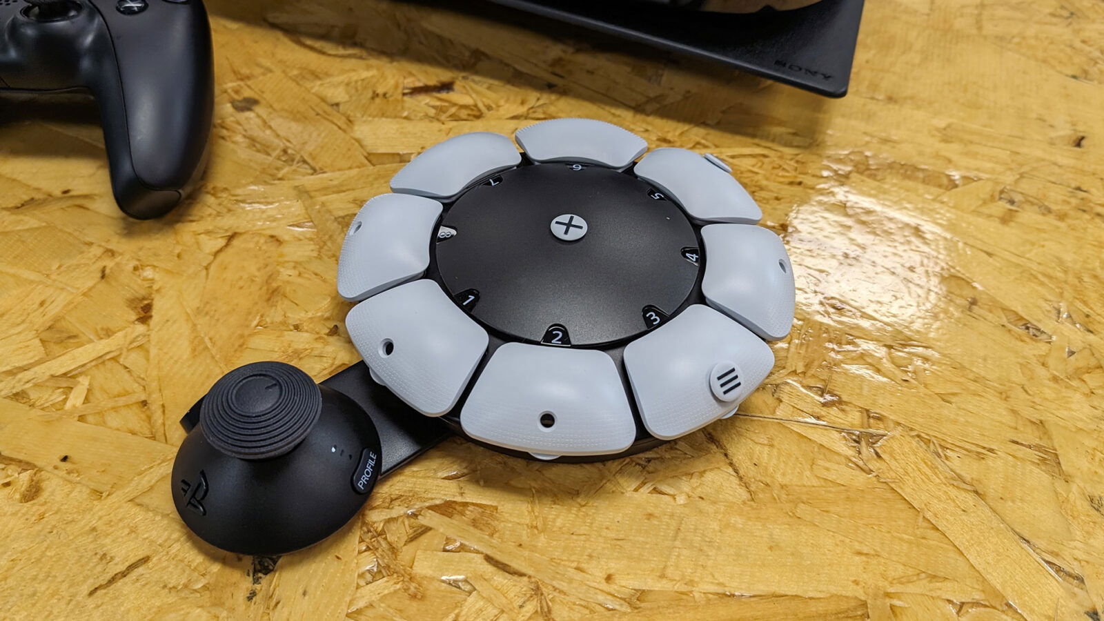 HyperX Clutch Gladiate (Controller) Review - CGMagazine