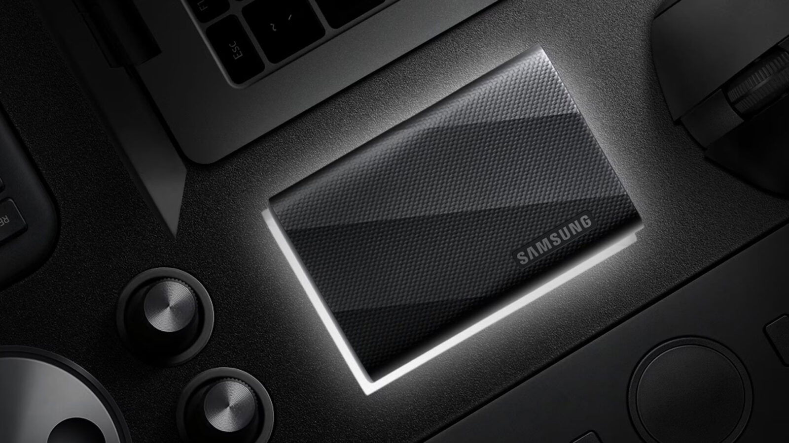 SAMSUNG T9 Portable SSD Drive Review - CGMagazine
