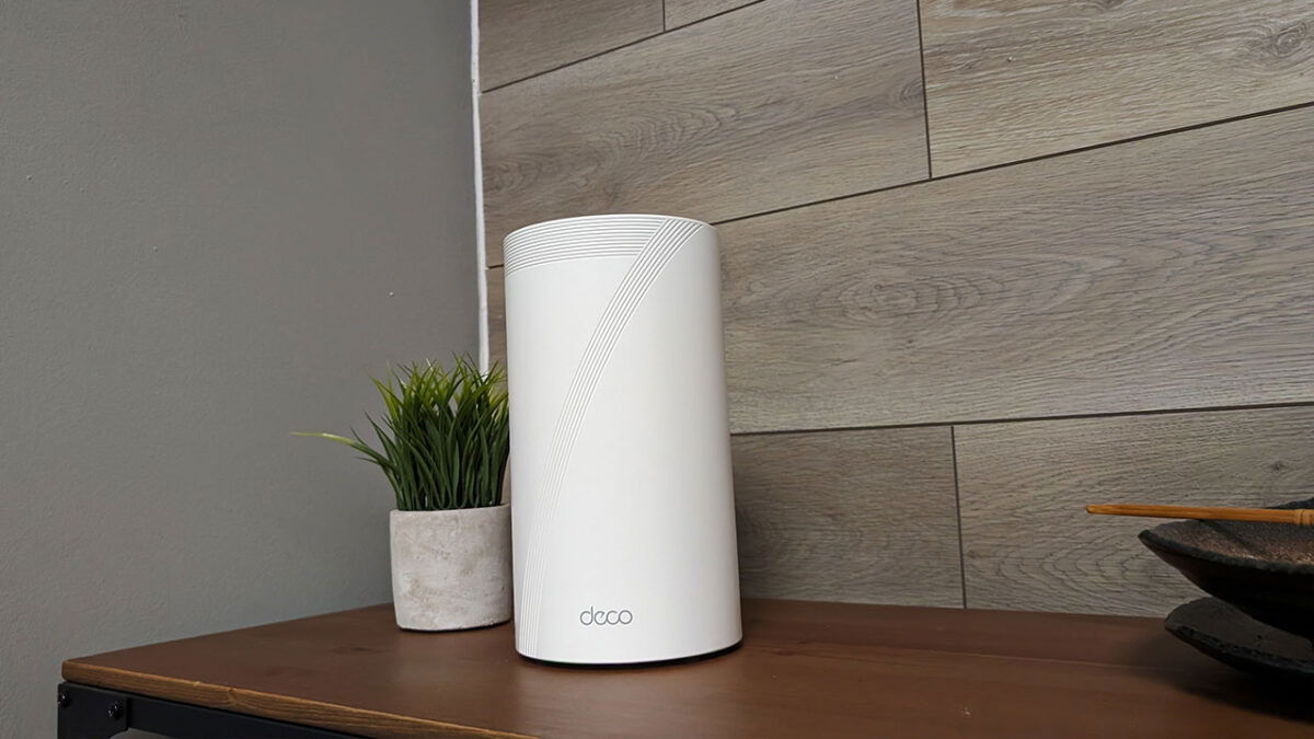 TP-Link Deco BE95 BE33000 Quand-band Mesh Router System Review - CGMagazine