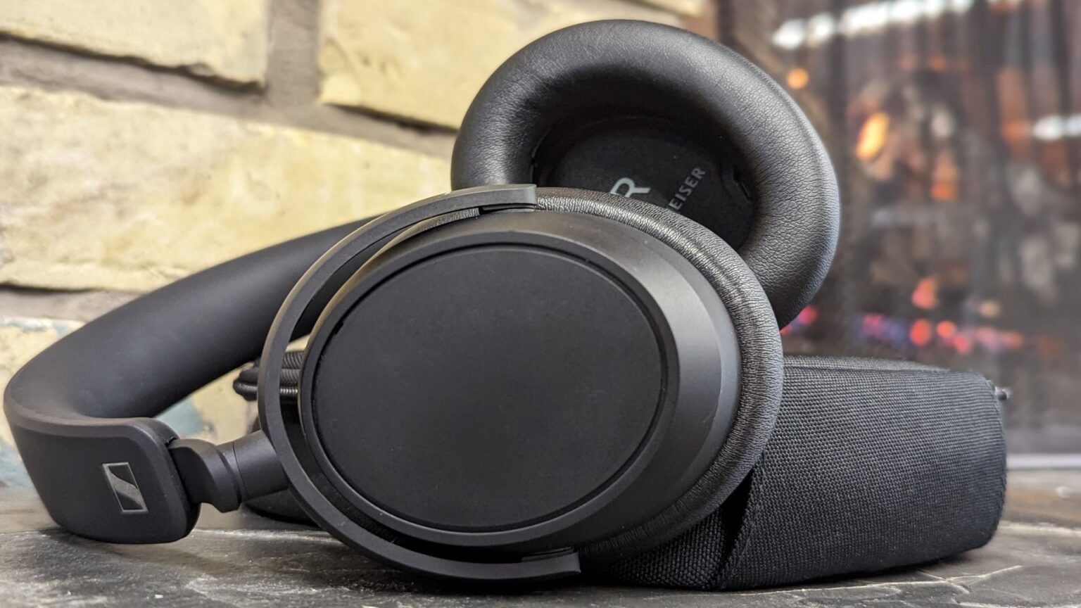 Sennheiser Accentum Plus Wireless Headphones Review - CGMagazine