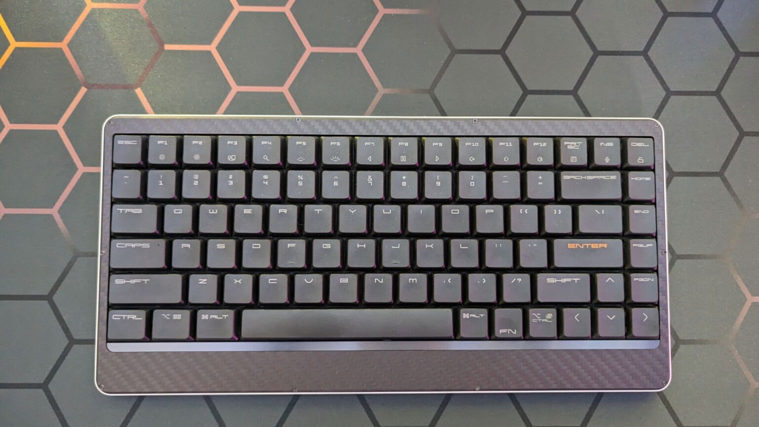 Lofree EDGE Wireless Keyboard Review - CGMagazine