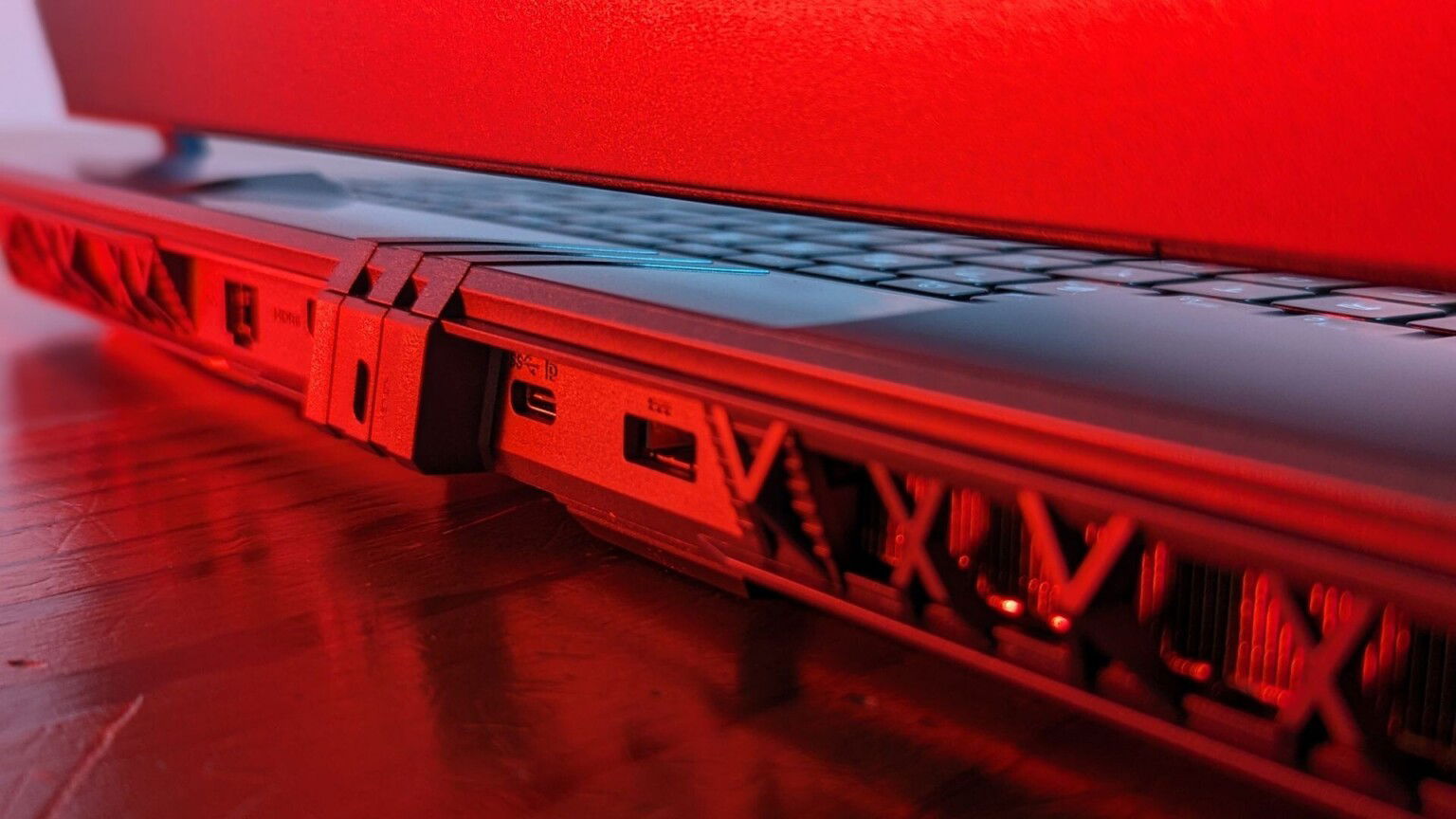 MSI Vector 16 HX Laptop Review - CGMagazine