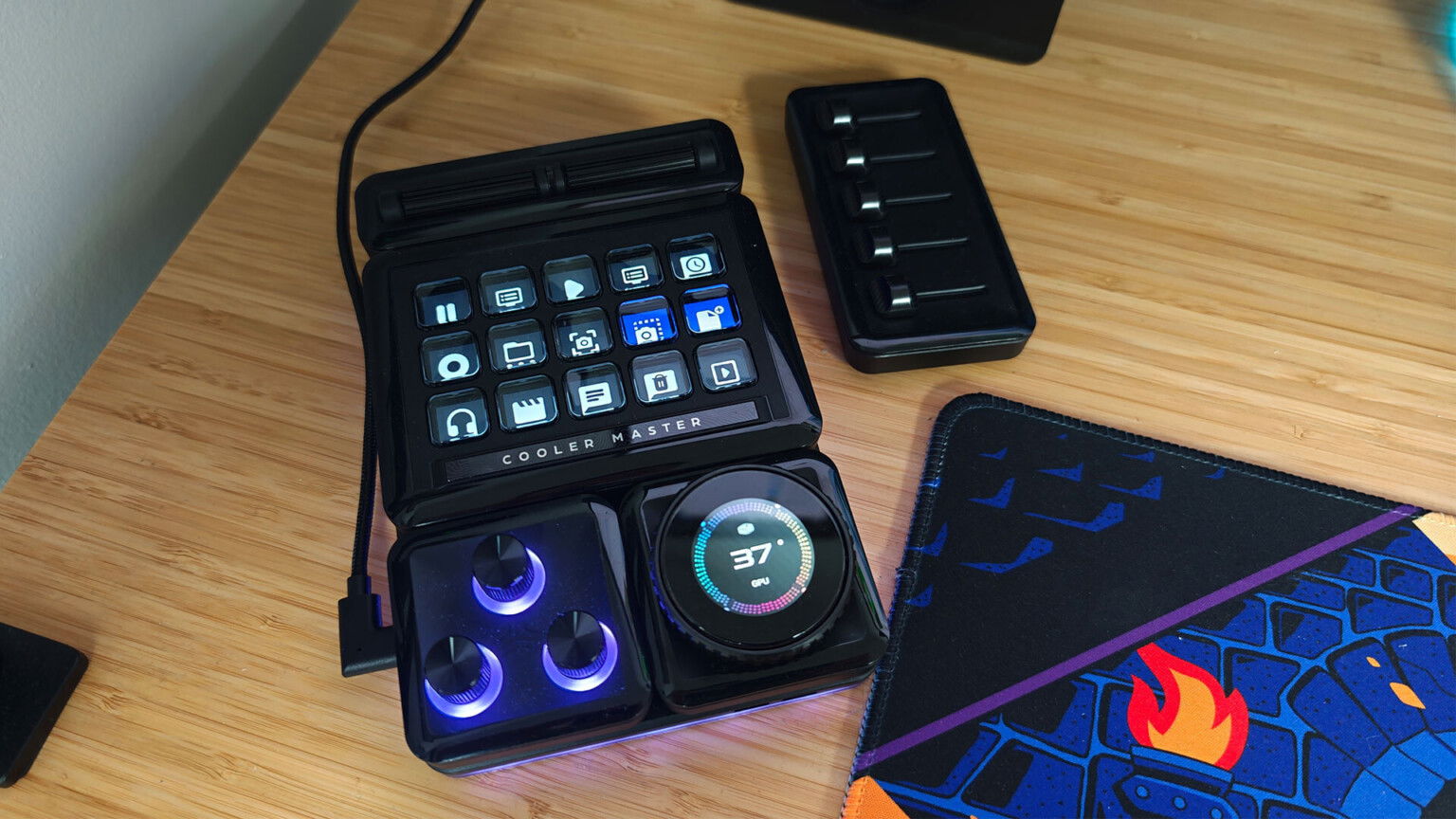 Cooler Master MasterHUB Preview: The Future of Content Creation