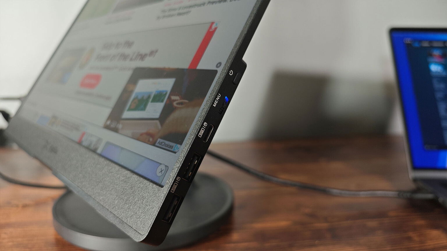 JSAUX FlipGo Portable Dual Monitor Review - CGMagazine