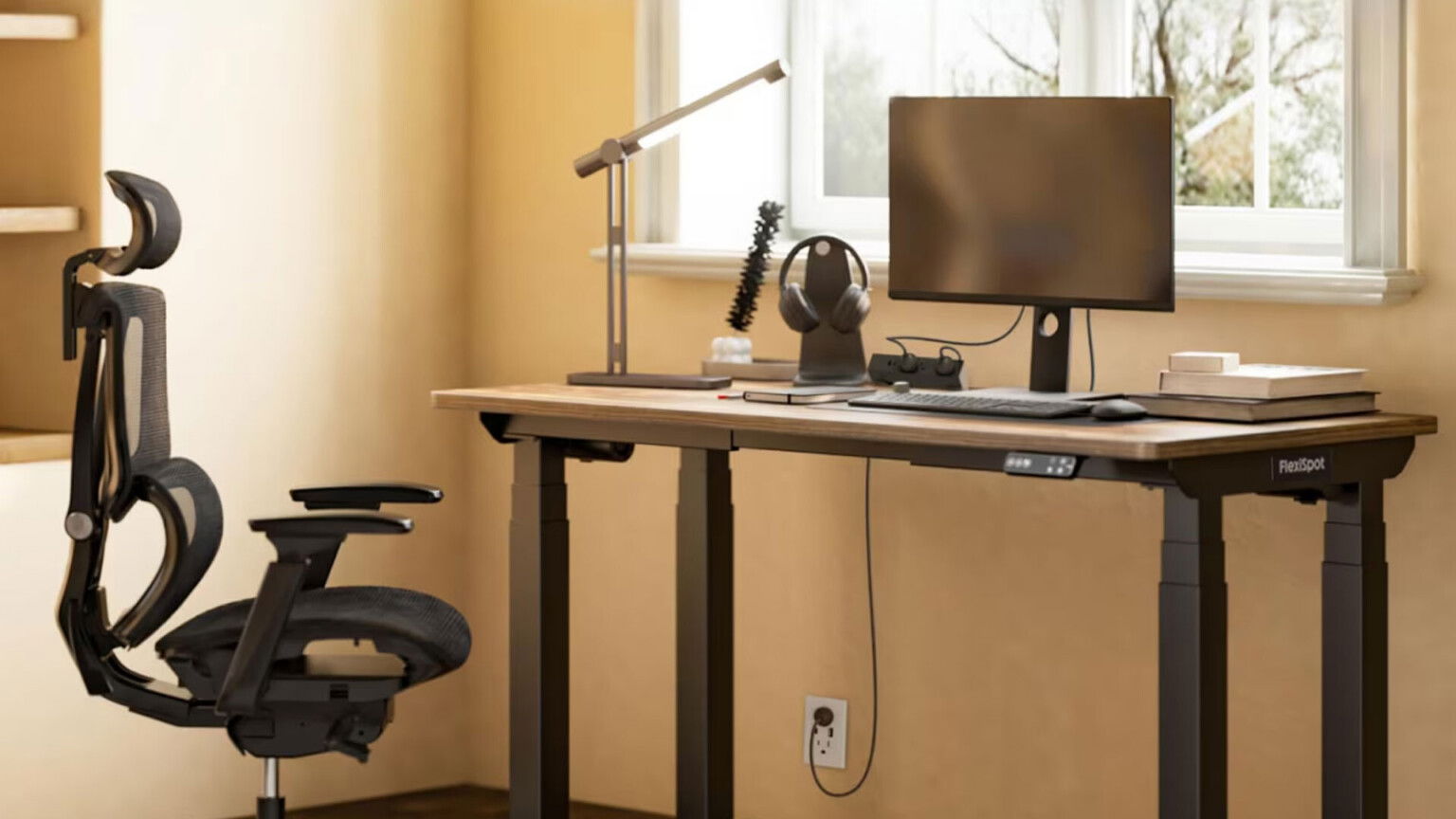 Flexispot E7 Plus Standing Desk Review - CGMagazine