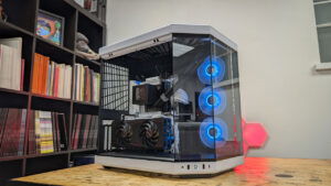 HYTE Y70 PC Case Review - CGMagazine