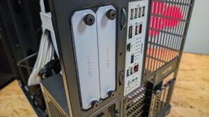 HYTE Y70 PC Case Review - CGMagazine