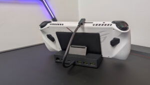 Razer Handheld Dock Chroma Review - CGMagazine