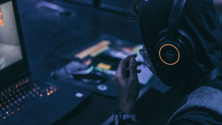 Tips for Student Gamers: How to Combine Study and Gaming Hobbies