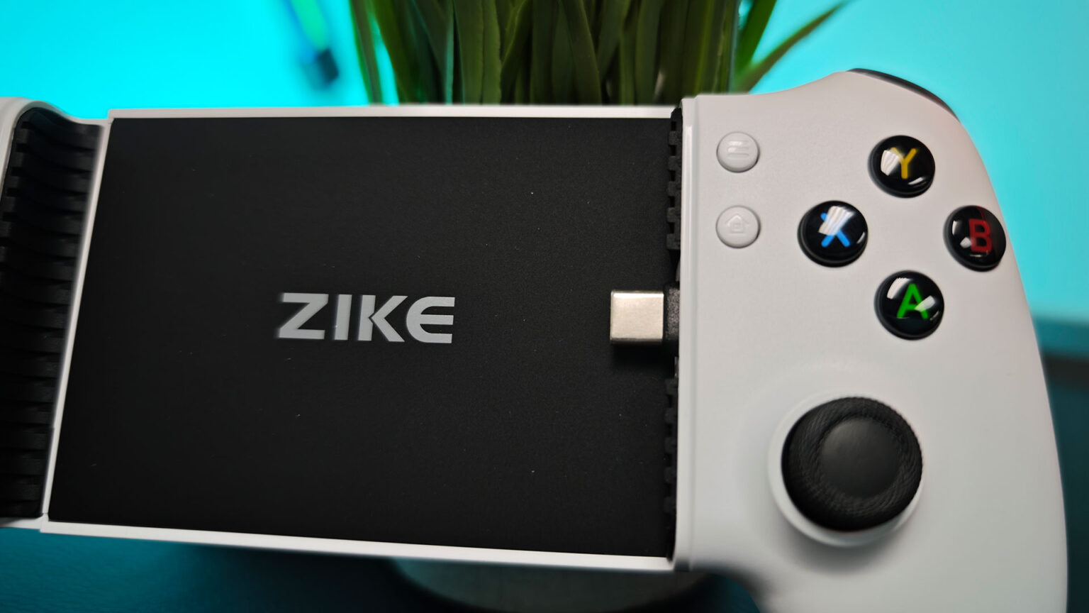 ZIKE Z331 USB-C Mobile Gaming Stretch Controller Review - CGMagazine