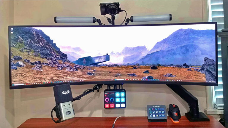 Monoblocc Monitor Rig Review - CGMagazine